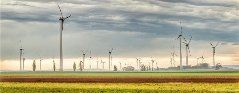 Lavocedimanduria.it - Manduria: Presentato un altro progetto di torri ... Lavocedimanduria.it - Manduria: Presentato un altro progetto di torri ...